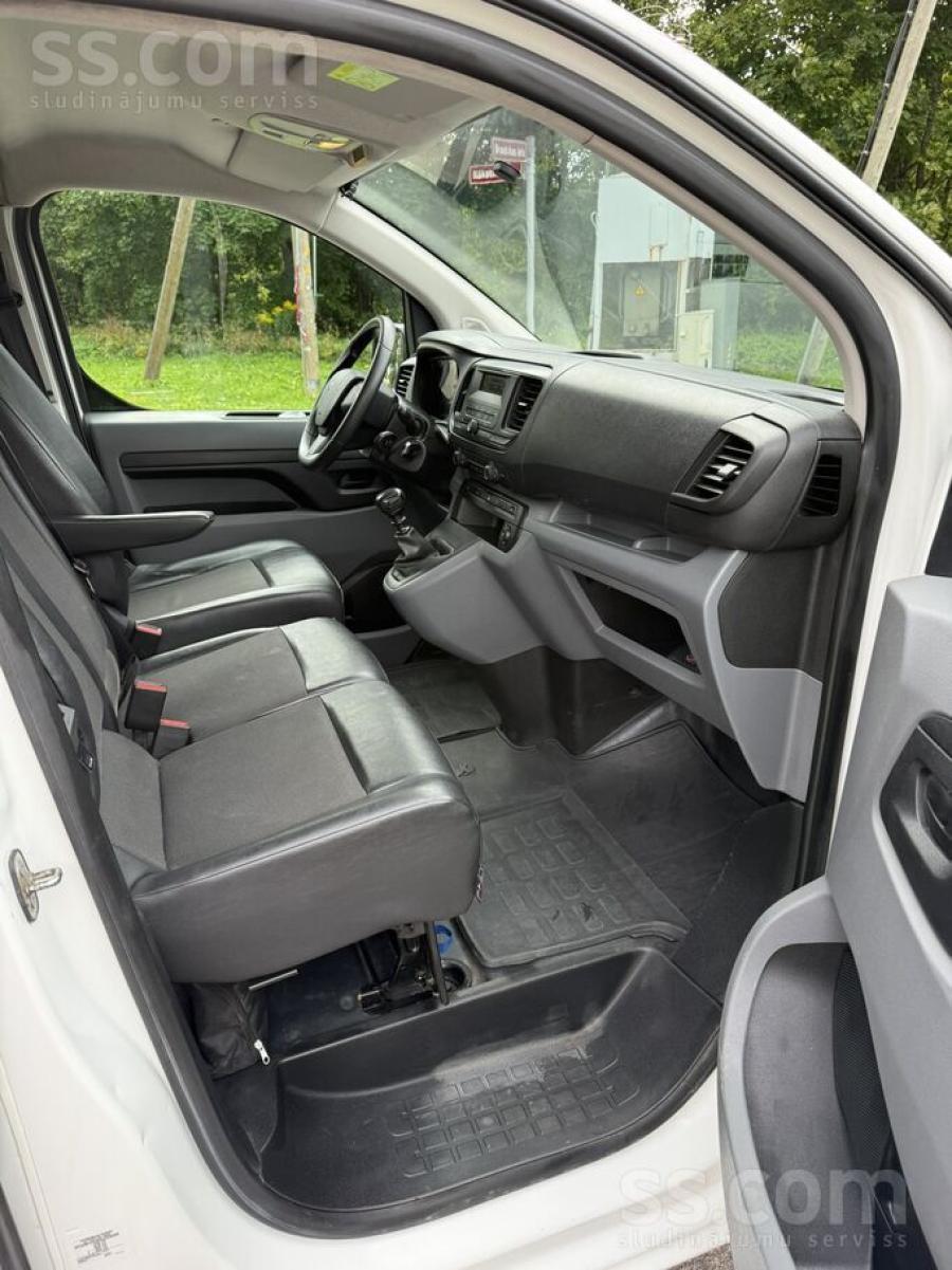 White Peugeot Expert 2022 in Riga, with an engine capacity of 1.50 L and mileage of 170 thousand km for 10900 €, photo 14 on AUTOMOTO.COM.LV