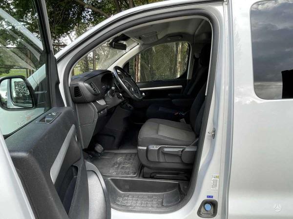 White Peugeot Expert 2023 in Vilnius, with an engine capacity of 2.00 L and mileage of 46 thousand km for 26150 €, photo 10 on AUTOMOTO.COM.LV