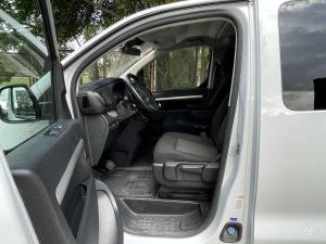 White Peugeot Expert 2023 in Vilnius, with an engine capacity of 2.00 L and mileage of 46 thousand km for 26150 €, photo 10 on AUTOMOTO.COM.LV