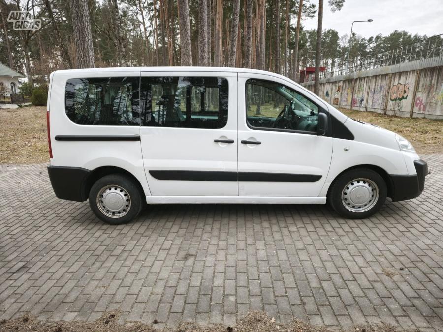 White Peugeot Expert 2007 in Alytus, with an engine capacity of 1.60 L and mileage of 337 thousand km for 2700 €, photo 10 on AUTOMOTO.COM.LV