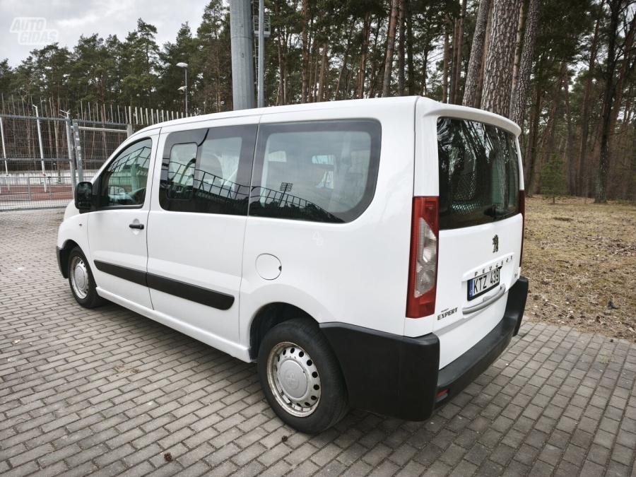 White Peugeot Expert 2007 in Alytus, with an engine capacity of 1.60 L and mileage of 337 thousand km for 2700 €, photo 15 on AUTOMOTO.COM.LV