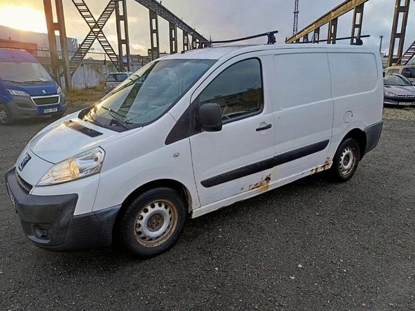 White Peugeot Expert 2010 in Tallinn, with an engine capacity of 1.60 L and mileage of 248 thousand km for 799 €, photo 2 on AUTOMOTO.COM.LV