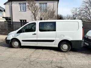 White Peugeot Expert 2014 in Riga, with an engine capacity of 2.00 L and mileage of 290 thousand km for 3000 €, photo 3 on AUTOMOTO.COM.LV