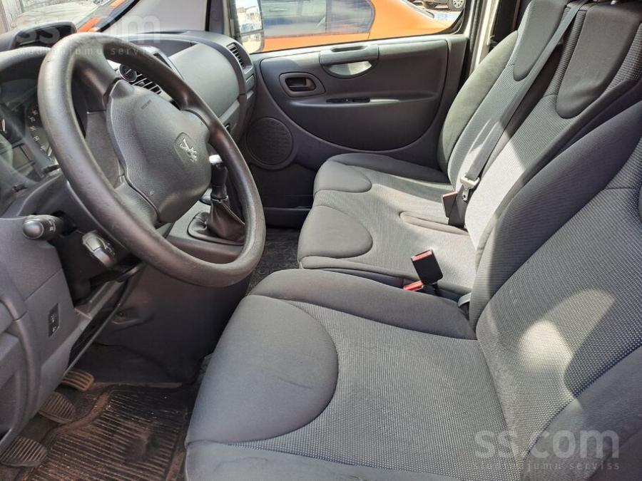 Balts Peugeot Expert 2014 Aizkraukle, ar dzinēja tilpumu 1.60 L un nobraukumu 398 tūkst. km par 3650 €, foto 9 vietnē AUTOMOTO.COM.LV