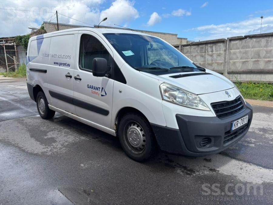 Balts Peugeot Expert 2015 Rīga, ar dzinēja tilpumu 2.00 L un nobraukumu 236 tūkst. km par 3500 €, foto 1 vietnē AUTOMOTO.COM.LV