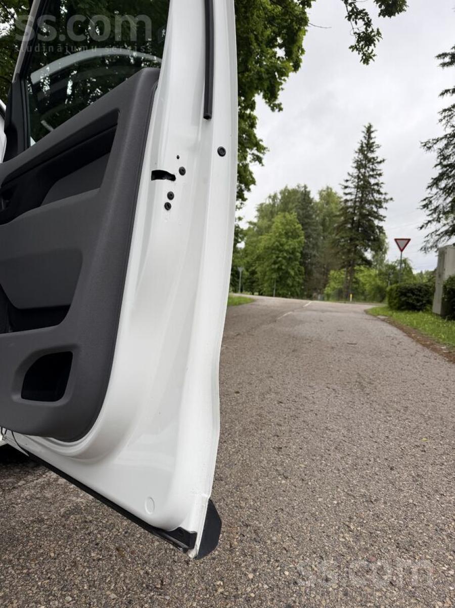 Balts Peugeot Expert 2016 Aizkraukle, ar dzinēja tilpumu 1.60 L un nobraukumu 180 tūkst. km par 9380 €, foto 14 vietnē AUTOMOTO.COM.LV