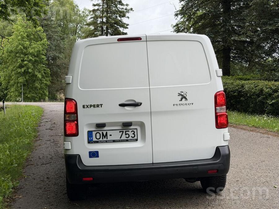 Balts Peugeot Expert 2016 Aizkraukle, ar dzinēja tilpumu 1.60 L un nobraukumu 180 tūkst. km par 9380 €, foto 23 vietnē AUTOMOTO.COM.LV