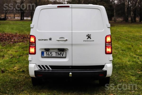 White Peugeot Expert 2017 in Tallinn, with an engine capacity of 2.00 L and mileage of 218 thousand km for 12500 €, photo 3 on AUTOMOTO.COM.LV