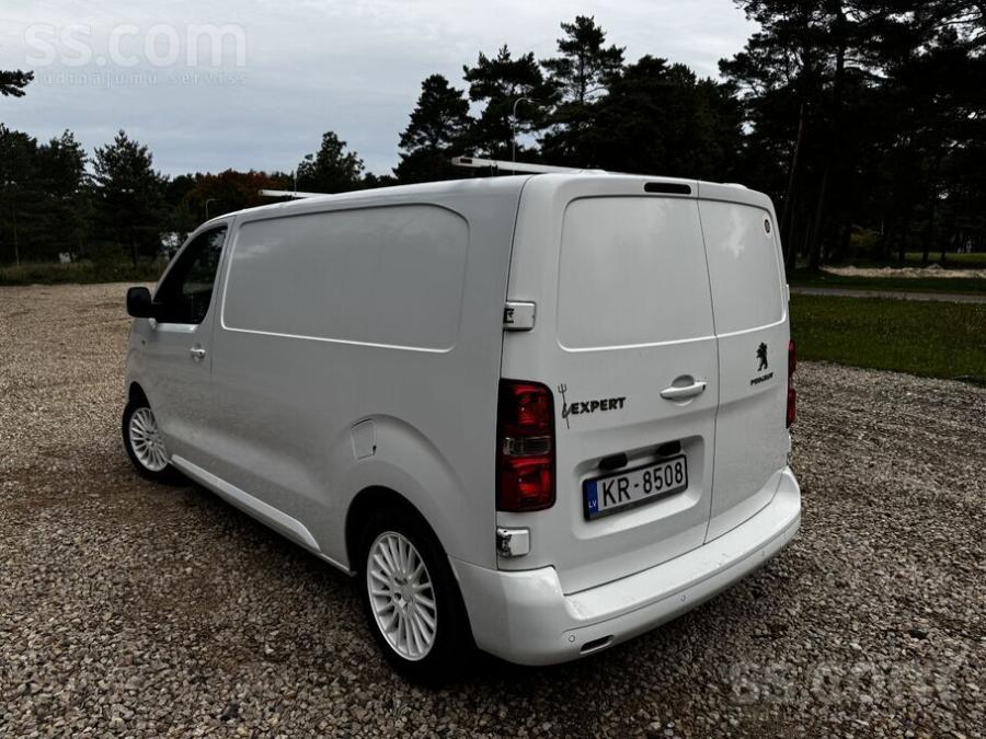 Balts Peugeot Expert 2017 Ventspils, ar dzinēja tilpumu 1.60 L un nobraukumu 172 tūkst. km par 9000 €, foto 5 vietnē AUTOMOTO.COM.LV