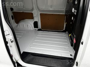 Balts Peugeot Expert 2017 Ventspils, ar dzinēja tilpumu 1.60 L un nobraukumu 172 tūkst. km par 9000 €, foto 10 vietnē AUTOMOTO.COM.LV