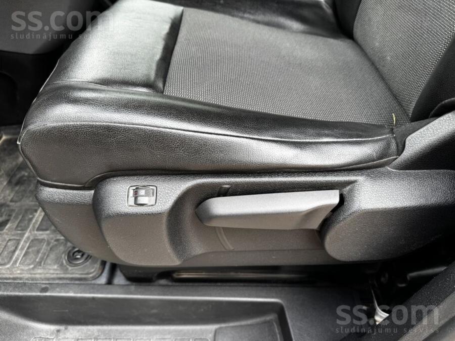Balts Peugeot Expert 2017 Ventspils, ar dzinēja tilpumu 1.60 L un nobraukumu 172 tūkst. km par 9000 €, foto 15 vietnē AUTOMOTO.COM.LV