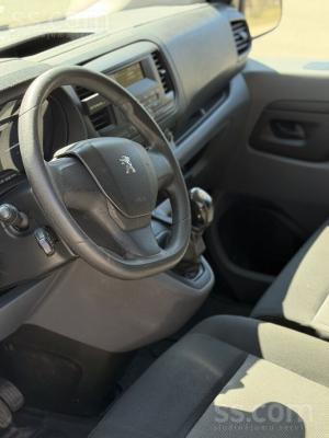 Balts Peugeot Expert 2017 Rīga, ar dzinēja tilpumu 1.60 L un nobraukumu 254 tūkst. km par 6790 €, foto 6 vietnē AUTOMOTO.COM.LV