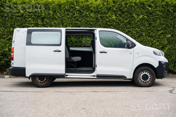 White Peugeot Expert 2019 in Riga, with an engine capacity of 2.00 L and mileage of 143 thousand km for 12500 €, photo 5 on AUTOMOTO.COM.LV
