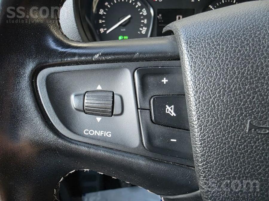 Balts Peugeot Expert 2019 Rīga, ar dzinēja tilpumu 2.00 L un nobraukumu 143 tūkst. km par 17250 €, foto 25 vietnē AUTOMOTO.COM.LV