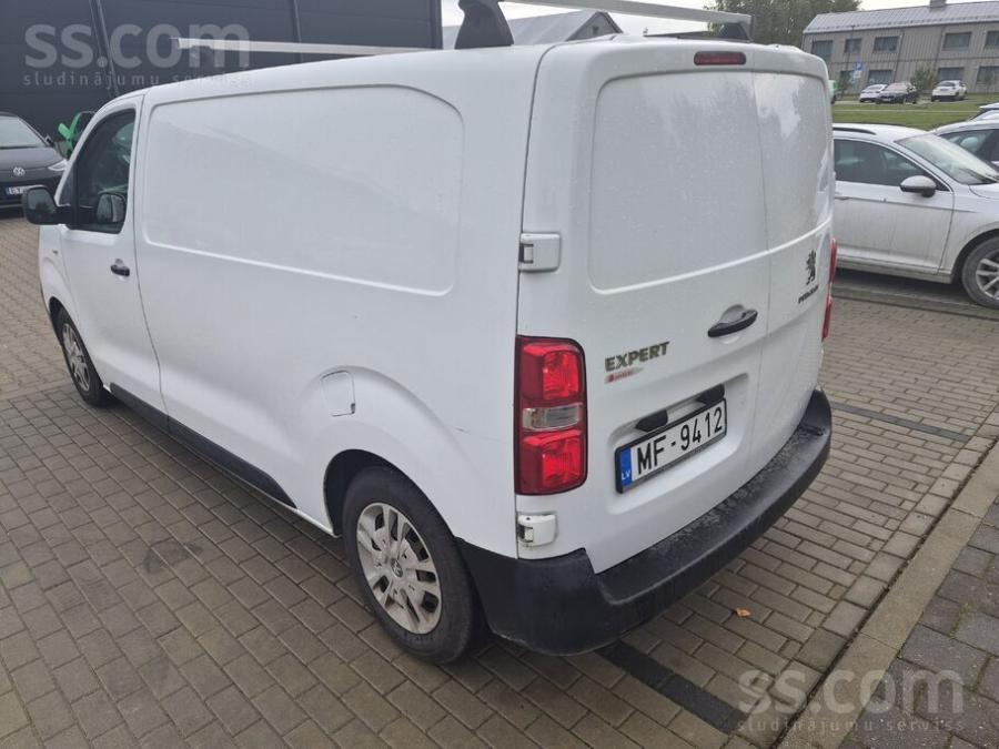 Balts Peugeot Expert 2019 Rīga, ar dzinēja tilpumu 1.50 L un nobraukumu 166 tūkst. km par 7500 €, foto 6 vietnē AUTOMOTO.COM.LV