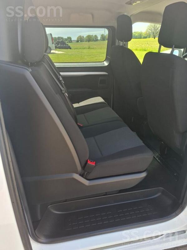 White Peugeot Expert 2021 in Talsi, with an engine capacity of 2.00 L and mileage of 197 thousand km for 16770 €, photo 4 on AUTOMOTO.COM.LV
