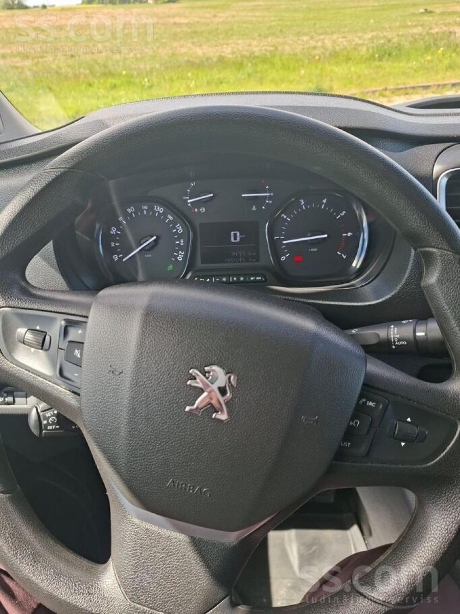 Balts Peugeot Expert 2021 Talsi, ar dzinēja tilpumu 2.00 L un nobraukumu 197 tūkst. km par 16770 €, foto 19 vietnē AUTOMOTO.COM.LV