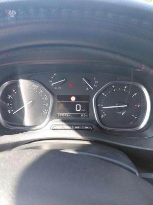 Balts Peugeot Expert 2017 Klaipėda, ar dzinēja tilpumu 2.00 L un nobraukumu 269 tūkst. km par 9300 €, foto 7 vietnē AUTOMOTO.COM.LV