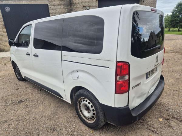 White Peugeot Expert 2018 in Silale, with an engine capacity of 2.00 L and mileage of 310 thousand km for 5799 €, photo 7 on AUTOMOTO.COM.LV