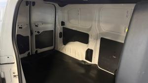 Balts Peugeot Expert 2022 Rīga, ar dzinēja tilpumu 1.50 L un nobraukumu 73 tūkst. km par 18900 €, foto 12 vietnē AUTOMOTO.COM.LV