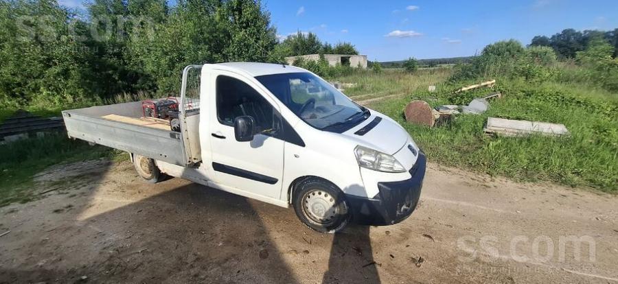 White Peugeot Expert 2008 in Cesis, with an engine capacity of 2.00 L and mileage of 0 thousand km for 2490 €, photo 3 on AUTOMOTO.COM.LV