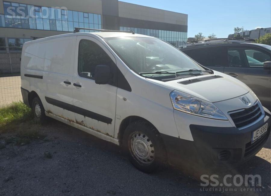 White Peugeot Expert 2013 in Riga, with an engine capacity of 1.60 L and mileage of 240 thousand km for 2000 €, photo 5 on AUTOMOTO.COM.LV