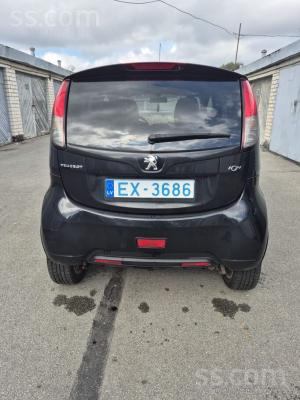 Black Peugeot iOn 2013 in Riga, with an engine capacity of 0.00 L and mileage of 111 thousand km for 2200 €, photo 5 on AUTOMOTO.COM.LV