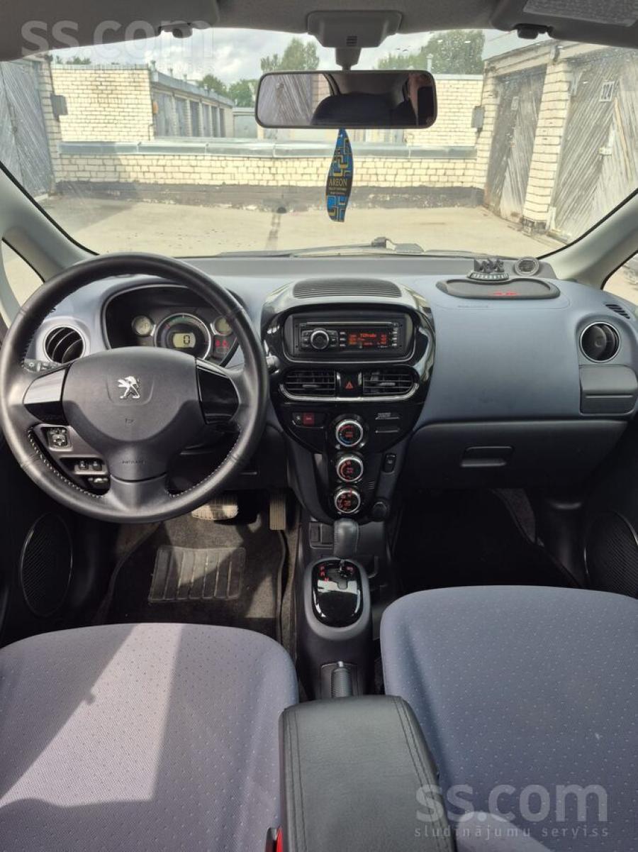 Black Peugeot iOn 2013 in Riga, with an engine capacity of 0.00 L and mileage of 111 thousand km for 2200 €, photo 10 on AUTOMOTO.COM.LV