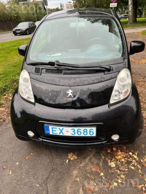 Melns Peugeot iOn 2013 Rīga, ar dzinēja tilpumu 0.00 L un nobraukumu 110 tūkst. km par 2480 €, foto 3 vietnē AUTOMOTO.COM.LV