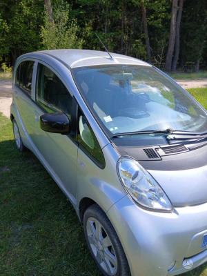 Grey Peugeot iOn 2016 in Kaunas, with an engine capacity of 0.00 L and mileage of 25 thousand km for 2950 €, photo 6 on AUTOMOTO.COM.LV