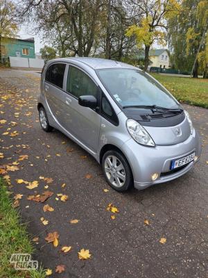 Peugeot iOn 2017 in Panevezys, with an engine capacity of 0.00 L and mileage of 38 thousand km for 1800 €, photo 7 on AUTOMOTO.COM.LV