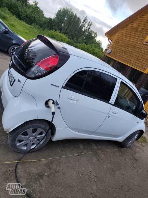 Белый Пежо иOн 2012 в Вильнюс, объемом двигателя 0.00 л и пробегом 86 тыс. км за 3350 €, фото 8 на AUTOMOTO.COM.LV