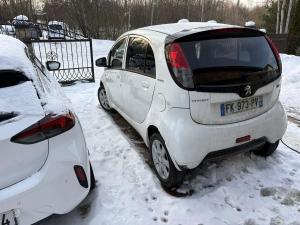 Balts Peugeot iOn 2019 Viļņa, ar dzinēja tilpumu 0.00 L un nobraukumu 25 tūkst. km par 2650 €, foto 4 vietnē AUTOMOTO.COM.LV