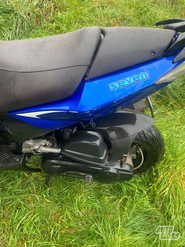 Zils Peugeot Jet Force 2005 Jurbarkas, ar dzinēja tilpumu 0.00 L un nobraukumu 0 tūkst. km par 600 €, foto 5 vietnē AUTOMOTO.COM.LV