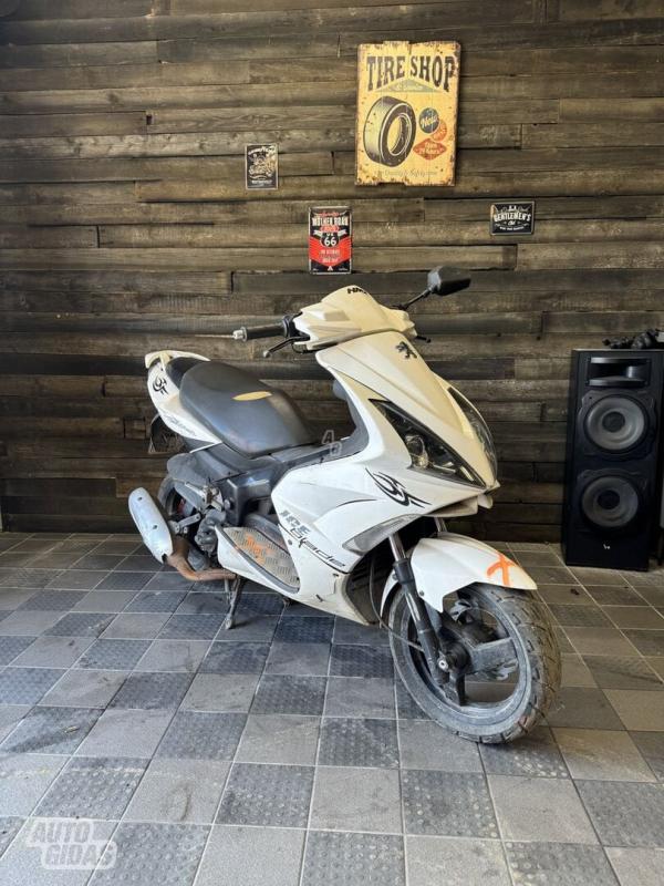 Balts Peugeot Jet Force 2011 Mažeikiai, ar dzinēja tilpumu 0.05 L un nobraukumu 0 tūkst. km par 425 €, foto 1 vietnē AUTOMOTO.COM.LV