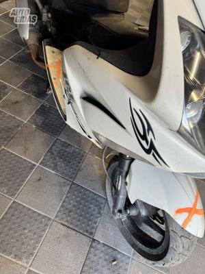 Balts Peugeot Jet Force 2011 Mažeikiai, ar dzinēja tilpumu 0.05 L un nobraukumu 0 tūkst. km par 425 €, foto 11 vietnē AUTOMOTO.COM.LV