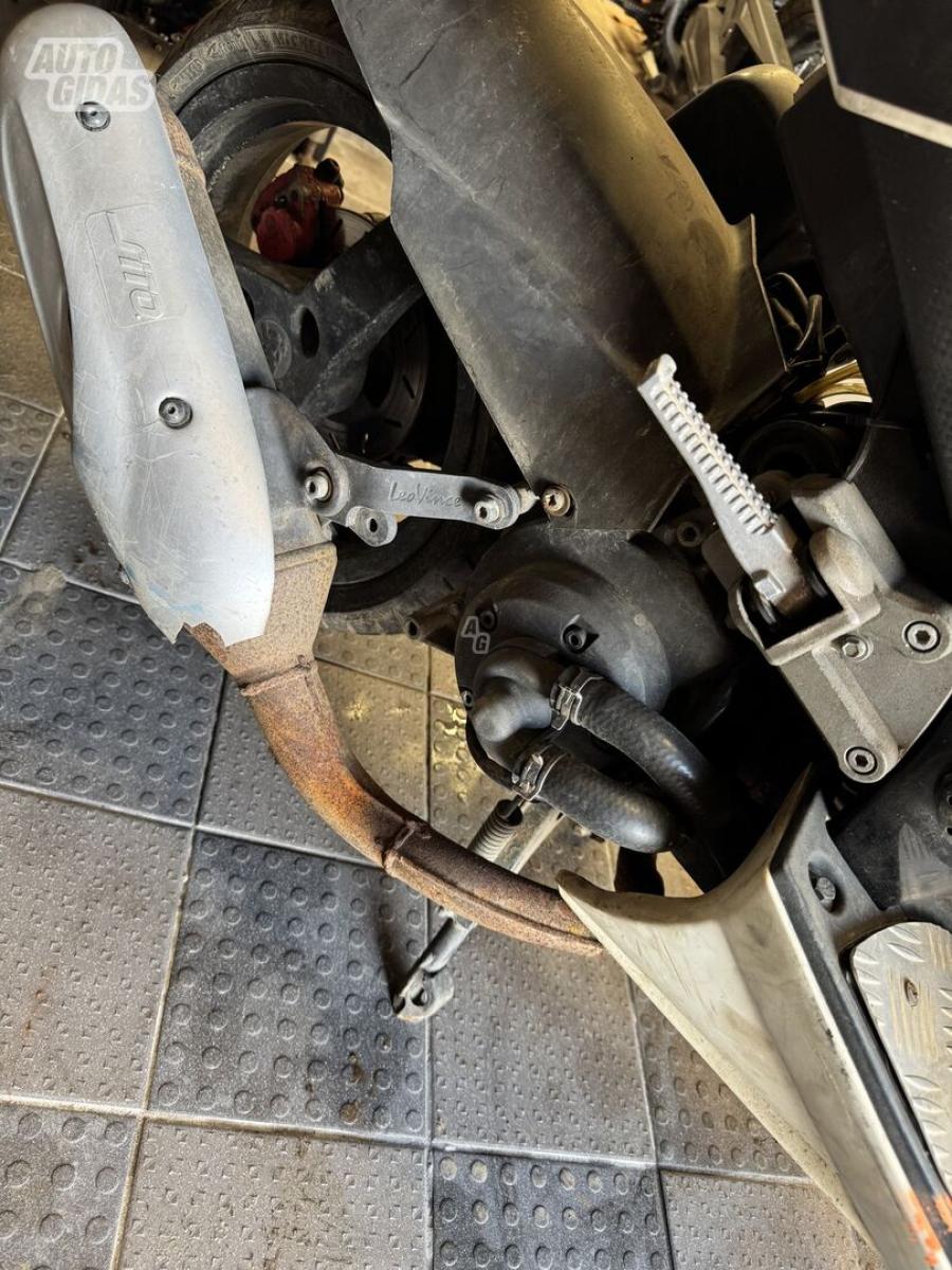 Balts Peugeot Jet Force 2011 Mažeikiai, ar dzinēja tilpumu 0.05 L un nobraukumu 0 tūkst. km par 425 €, foto 13 vietnē AUTOMOTO.COM.LV