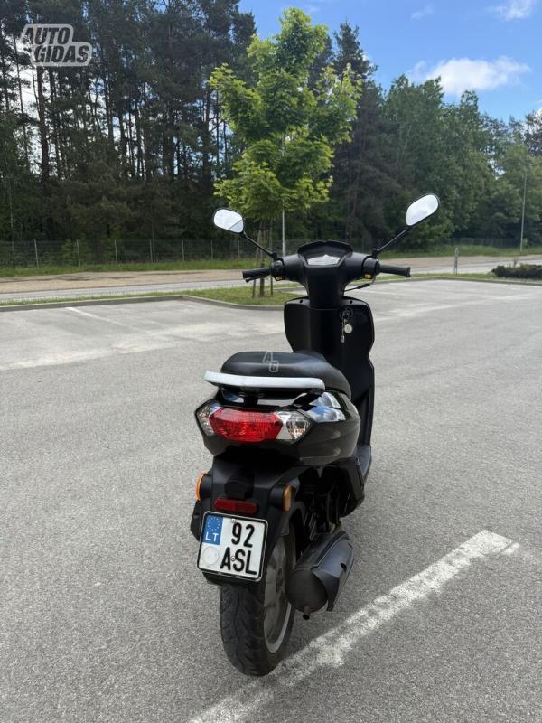 Melns Peugeot Kisbee 2012 Viļņa, ar dzinēja tilpumu 0.00 L un nobraukumu 10 tūkst. km par 950 €, foto 4 vietnē AUTOMOTO.COM.LV