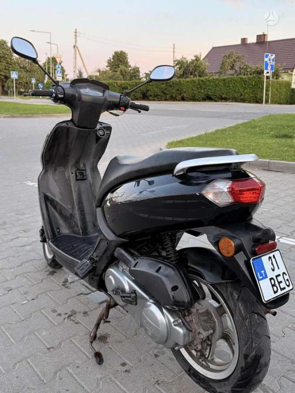 Black Peugeot Kisbee 2017 in Kretinga, with an engine capacity of 49.00 L and mileage of 30 thousand km for 750 €, photo 6 on AUTOMOTO.COM.LV