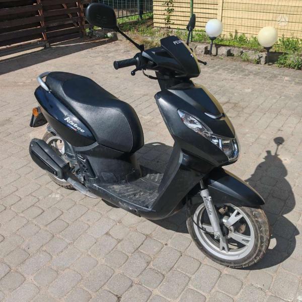 Black Peugeot Kisbee 2021 in Palanga, with an engine capacity of 49.00 L and mileage of 9 thousand km for 730 €, photo 4 on AUTOMOTO.COM.LV