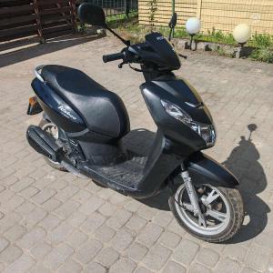 Black Peugeot Kisbee 2021 in Palanga, with an engine capacity of 49.00 L and mileage of 9 thousand km for 730 €, photo 5 on AUTOMOTO.COM.LV