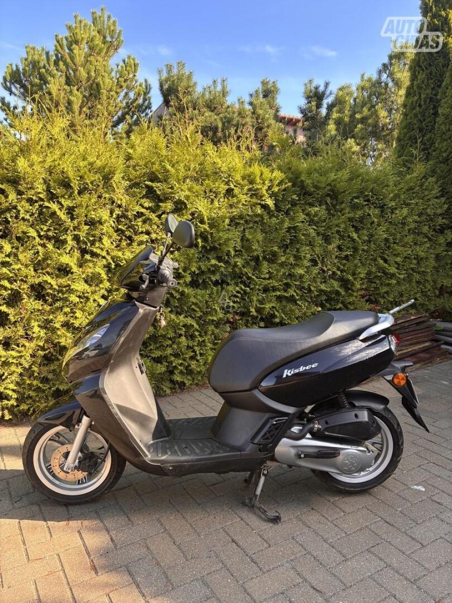 Black Peugeot Kisbee 2021 in Klaipeda, with an engine capacity of 0.05 L and mileage of 1 thousand km for 1300 €, photo 1 on AUTOMOTO.COM.LV