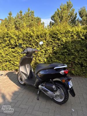 Black Peugeot Kisbee 2021 in Klaipeda, with an engine capacity of 0.05 L and mileage of 1 thousand km for 1300 €, photo 3 on AUTOMOTO.COM.LV