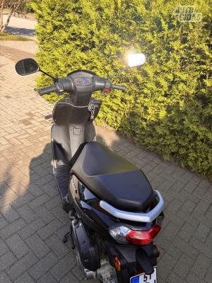 Black Peugeot Kisbee 2021 in Klaipeda, with an engine capacity of 0.05 L and mileage of 1 thousand km for 1300 €, photo 6 on AUTOMOTO.COM.LV