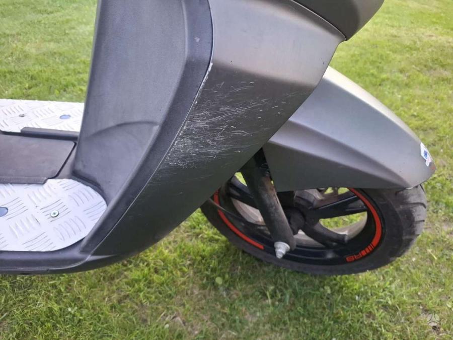 Pelēks Peugeot Kisbee 2019 Jonava, ar dzinēja tilpumu 49.00 L un nobraukumu 13 tūkst. km par 550 €, foto 7 vietnē AUTOMOTO.COM.LV