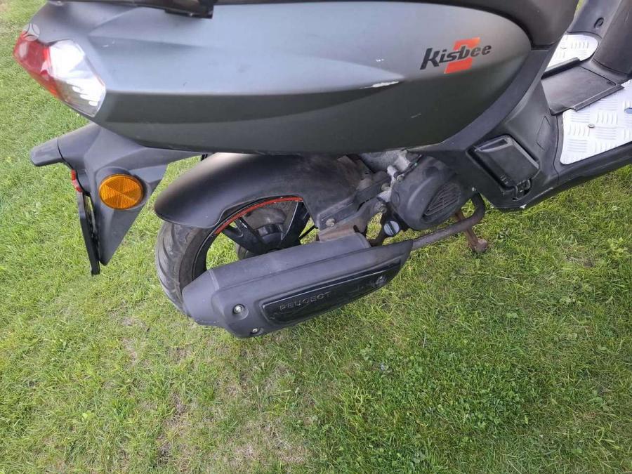 Pelēks Peugeot Kisbee 2019 Jonava, ar dzinēja tilpumu 49.00 L un nobraukumu 13 tūkst. km par 550 €, foto 9 vietnē AUTOMOTO.COM.LV