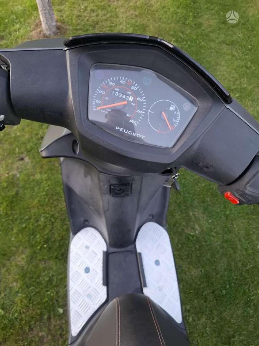 Pelēks Peugeot Kisbee 2019 Jonava, ar dzinēja tilpumu 49.00 L un nobraukumu 13 tūkst. km par 550 €, foto 13 vietnē AUTOMOTO.COM.LV