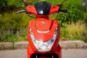 Red Peugeot Kisbee 2018 in Kaunas, with an engine capacity of 49.00 L and mileage of 18 thousand km for 600 €, photo 5 on AUTOMOTO.COM.LV