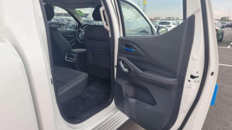White Peugeot Landtrek 2026 in Plunge, with an engine capacity of 2.18 L and mileage of 10 thousand km for 24000 €, photo 10 on AUTOMOTO.COM.LV
