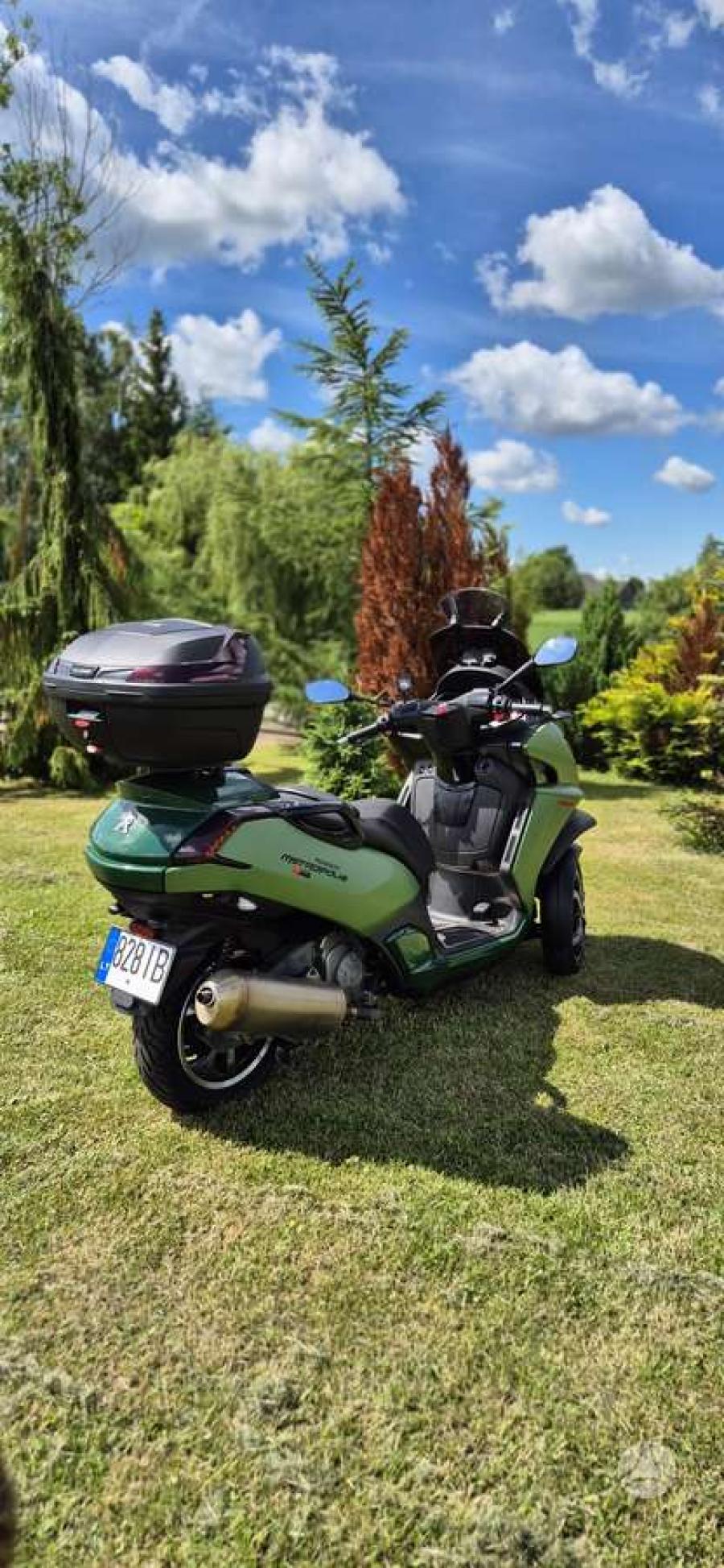 Melns Peugeot Metropolis 2017 Jurbarkas, ar dzinēja tilpumu 0.40 L un nobraukumu 28 tūkst. km par 4200 €, foto 5 vietnē AUTOMOTO.COM.LV